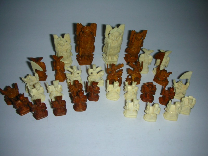 Carved ivory chess set - South Perth Antiques & Collectables