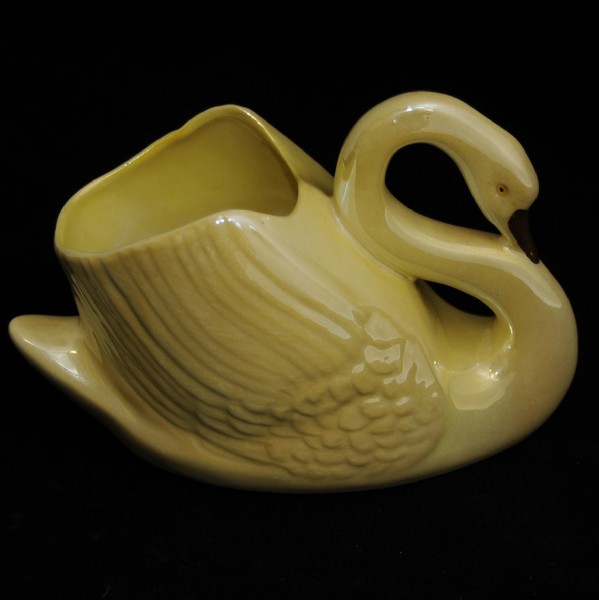 Wembley Ware lustre swan vase. - South Perth Antiques & Collectables