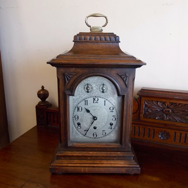 German oak bracket clock. - South Perth Antiques & Collectables