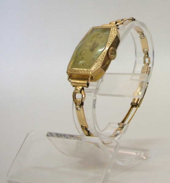 Buren 9ct Gold Ladies Wrist Watch - South Perth Antiques & Collectables