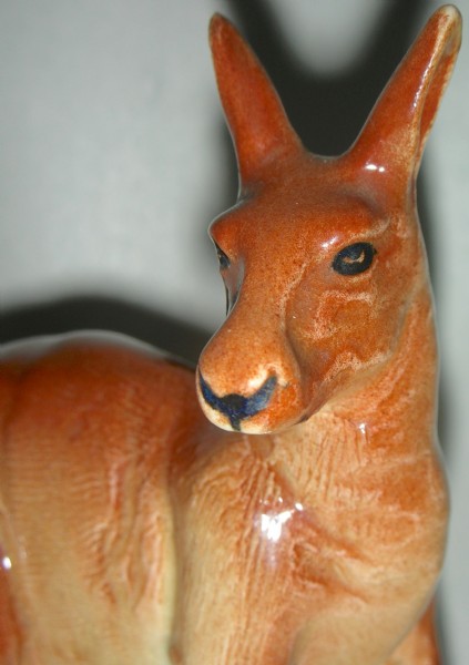 Wembley ware Kangaroo. - South Perth Antiques & Collectables