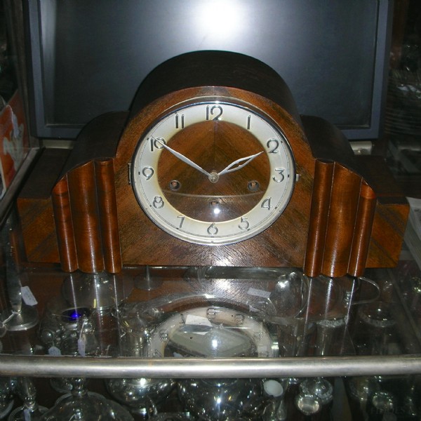 Art Deco mantle clock. - South Perth Antiques & Collectables