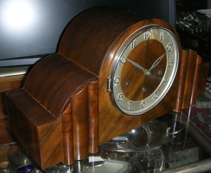 Art Deco mantle clock. - South Perth Antiques & Collectables