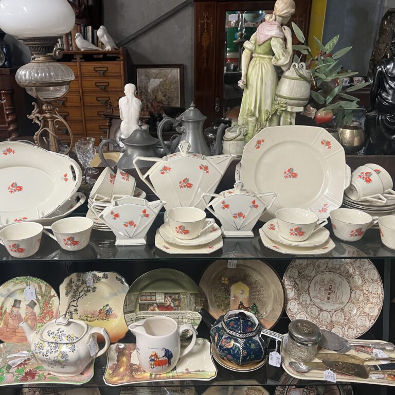 A Victoria Czechoslovakia Art Deco tea set - South Perth Antiques ...